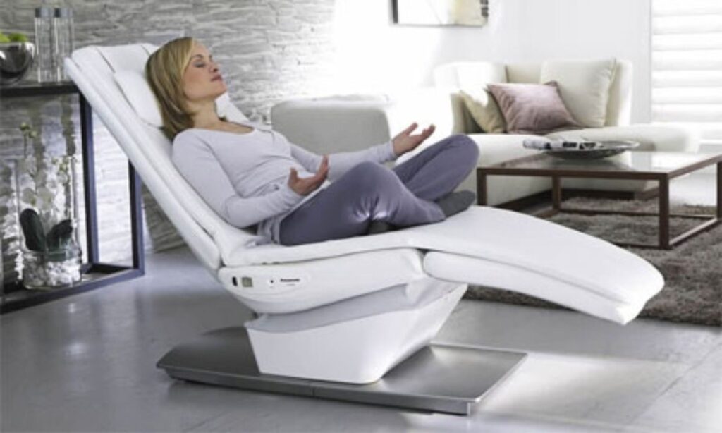 27 Recliner Chair Designs for Ultimate Comfort and Style - Archi Refresh