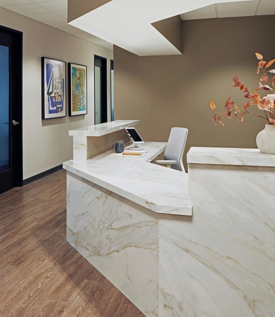 34 Trendsetting Reception Desk Designs for a Modern Look - Archi Refresh