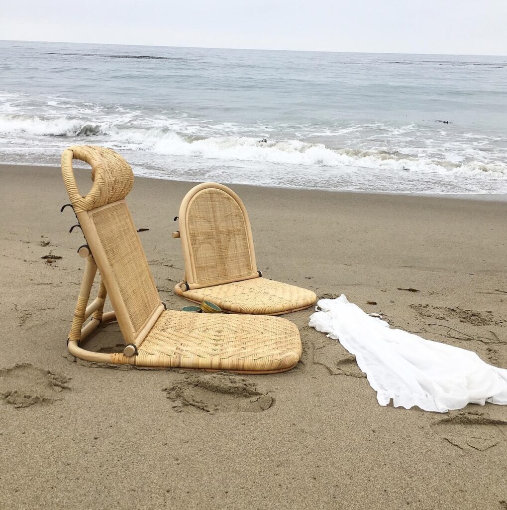 29 Beach Chair Designs to Bring Seaside Elegance and Comfort - Archi ...
