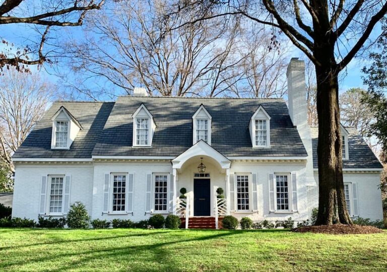 21 Cape Cod House Exterior Ideas for Style and Curb Appeal - Archi Refresh
