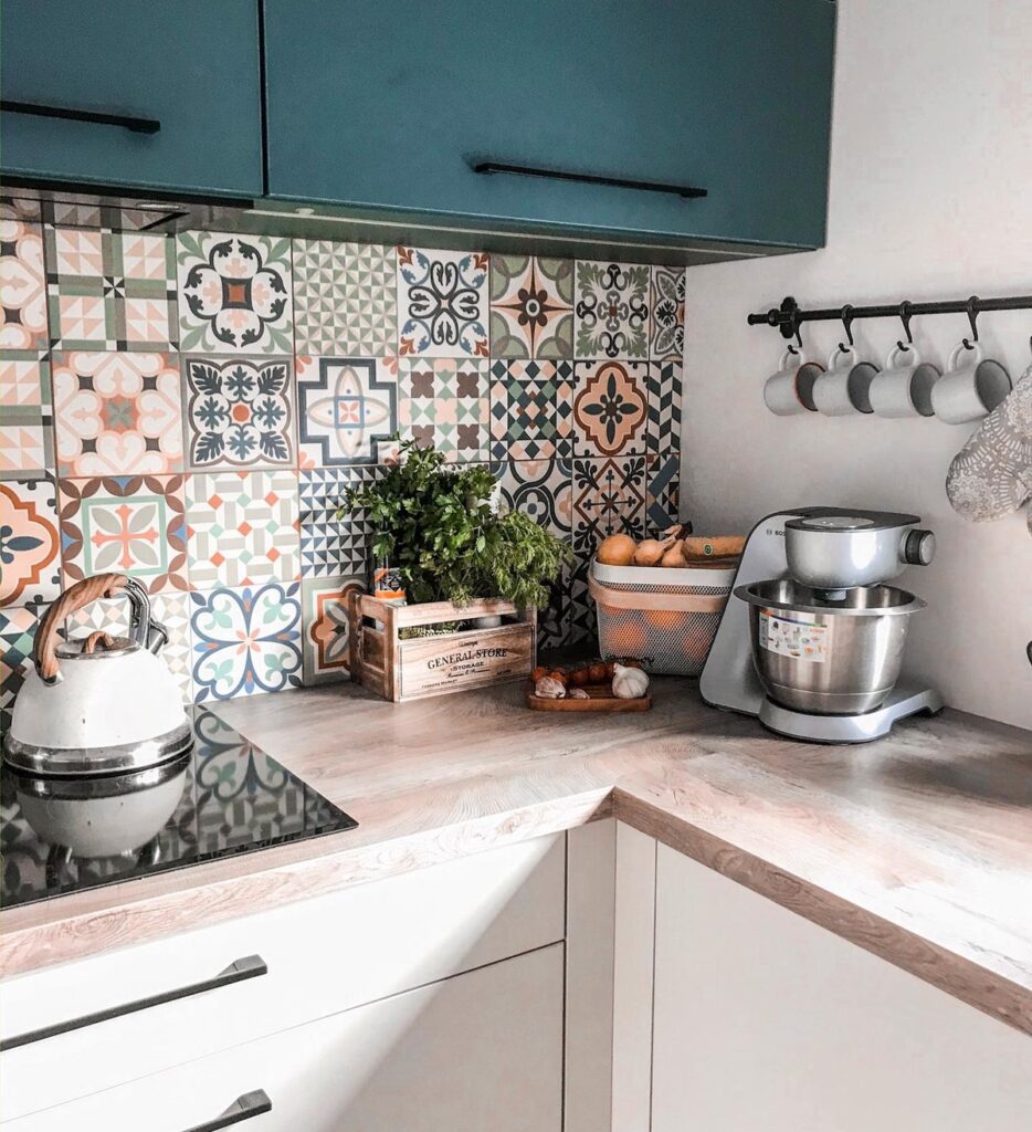 28 Kitchen Wall Tile Designs for Both Modern and Classic Looks - Archi ...
