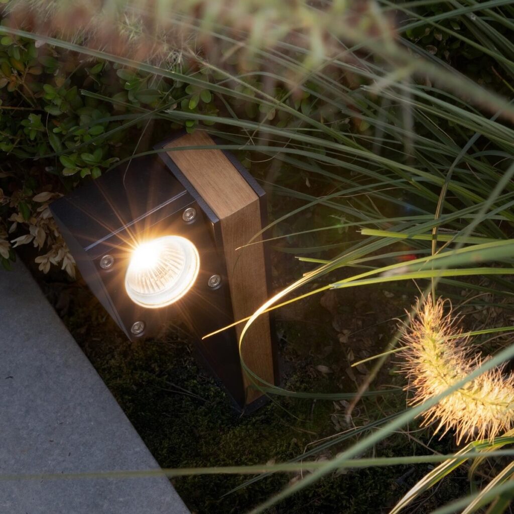 37 Outdoor Lighting Ideas for Enchanting Evenings - Archi Refresh