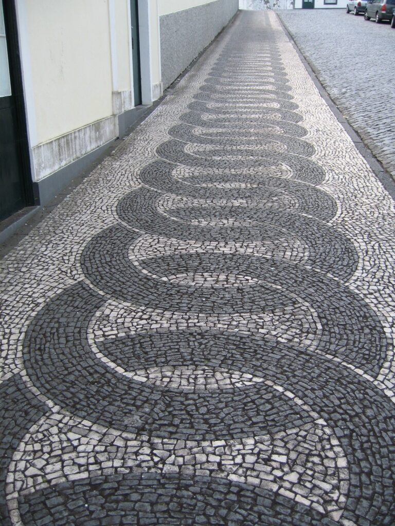 27 Pavers Walkway Ideas to Blend Elegance and Function - Archi Refresh